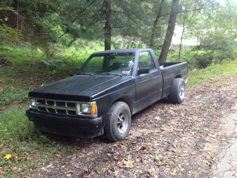 got a square body!!!!!!!! s10 | GM Square Body - 1973 - 1987 GM Truck Forum